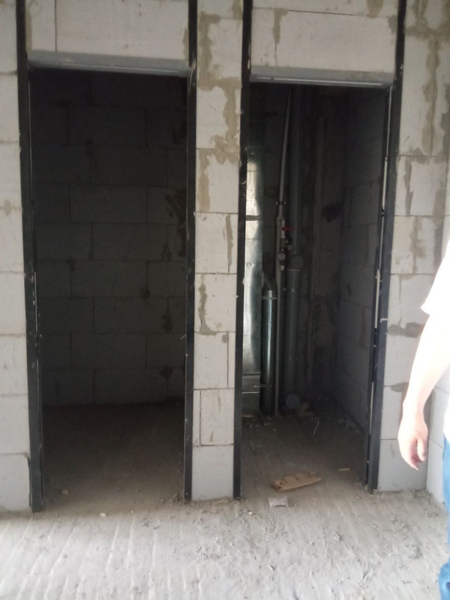 1 комнатная квартира в 12 этажном доме (1/8/12) 38кв