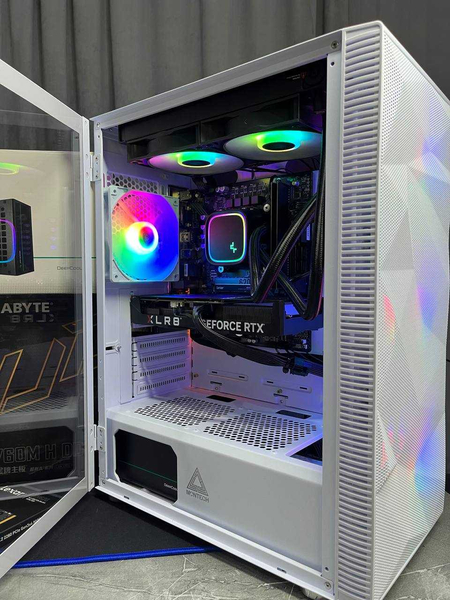 Зверь Компьютер! Core I5 12400F / RTX4060 8GB / DDR4 32GB /SSD 1TB