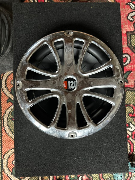 Самбуфер JBL 1200w yangi