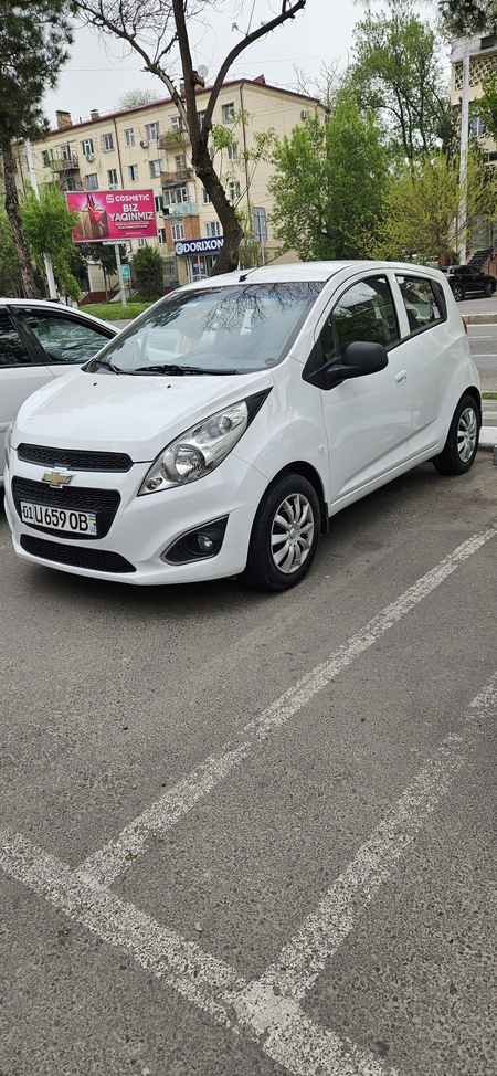 Продается  Chevrolet Spark 2018г (Белый) . Сотилади Shevrolet Spark
