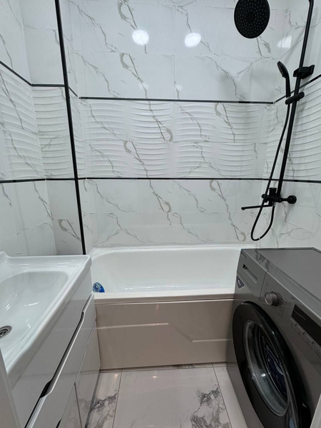 Продам 2 ком юнусабад 8 Шохсарой
