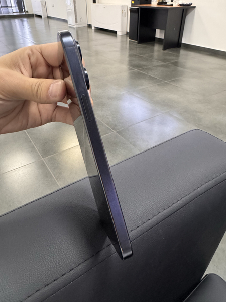 Iphone 15 pro max 256gb Blue.  Akkumukyator 91%