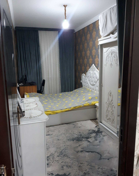 _ Чиланзар 14кв 2хонали квартира сотилади срочна