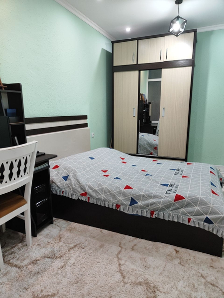 Продается дом Ахмад Югнаки
5 комнатный, теплый пол, остаётся мебель вс