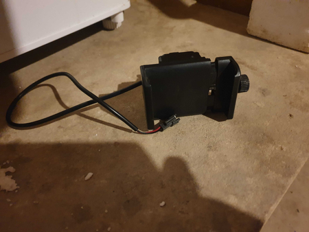 Telefon Derjatel Skuter va velosipedga