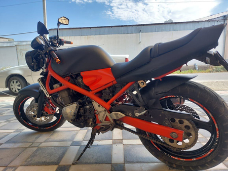 Motosikl suzuki GSF