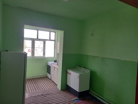 Ijaraga uy Jizzax sh Kotarma maxalla 3 qavat 2 xonali