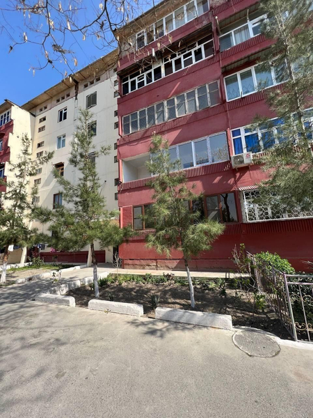 До каналда 3Хоналик квартира сотилади