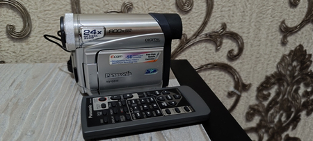 Камера Panasonic NV-GS15