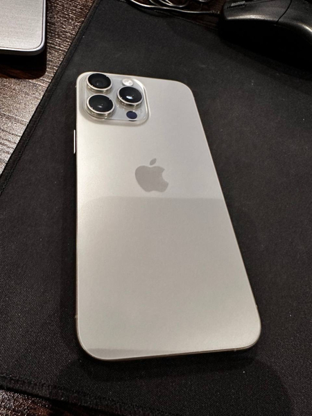 Sotiladi Iphone 15 promax 256gb