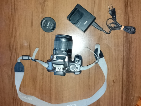 Canon EOS 1100     xolati yangi