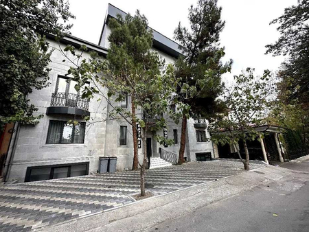 (КМ126663) Продается помещение в Яккасарайском районе.