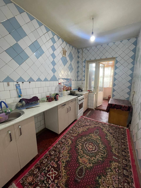Продаётся квартира Чиланзар 8 квартал 4-4-4