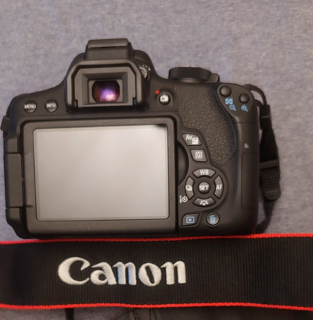 Canon 750D объектив Canon 18-135 STM полный комплект