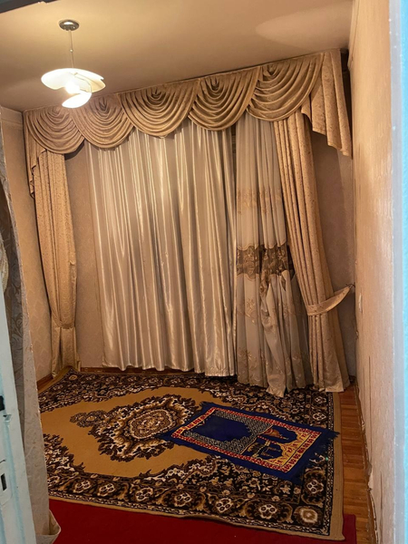 Qush Begida 2 xonali uyimiz ijaraga beriladi.