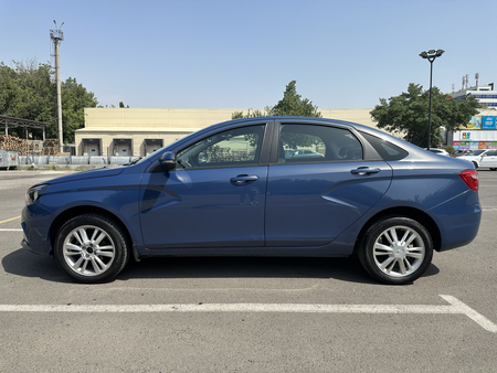 Продаётся Lada Vesta 2018
