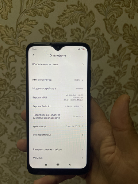 Redmi 8. 64 gb.      .