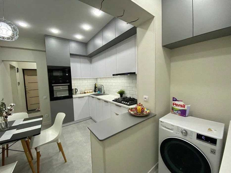Срочно сдается 2/1/9 квартира 60 м²  Ц-6  Ор-р: Ресторан На небе (США)