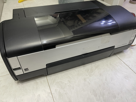 Продам A3 цветной принтер Epson 1410