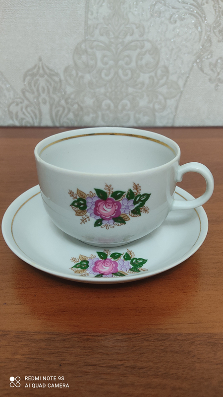 Продаётся чайный сервиз