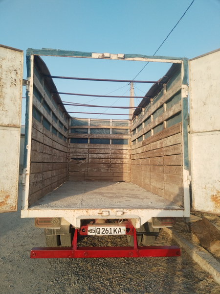 Iveco otayo'l sotiladi