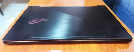 ASUS ROG ZEPHYRUS M 144Hz Intel i7 GTX 1070 Igrovoy  Srochno!!