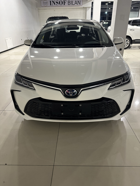Toyota COROLLA 1,8 Hybrit