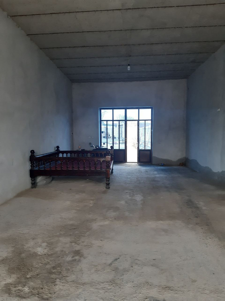 Uy hovli sotiladi yoki obmen
