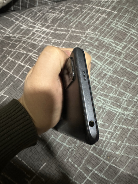 Redmi note 10 6/128 sotiladi