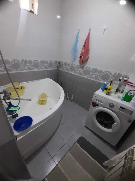 Срочно продаётся дом в Яшнабадском районе( сангород).