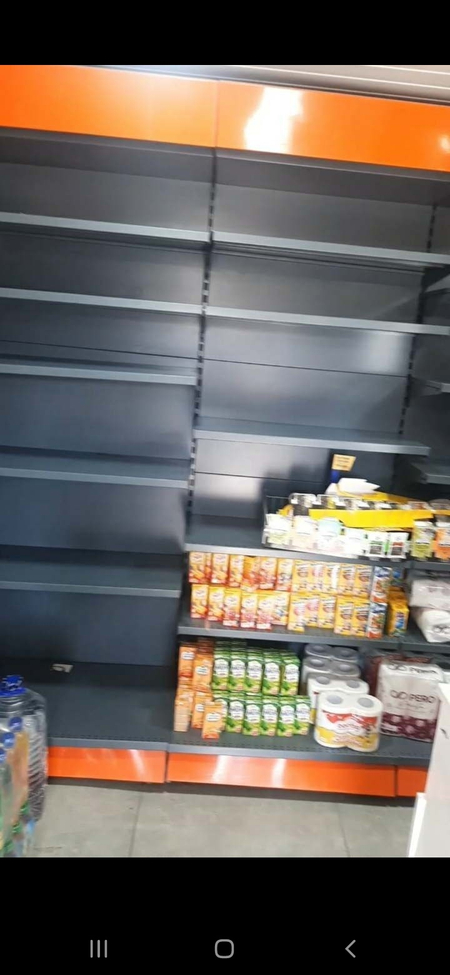 Продаётся  стилаж  красиво  оригинал