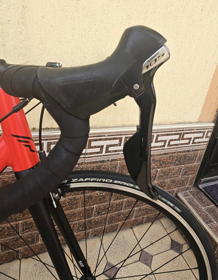 Шоссейный велосипед Felt FR30