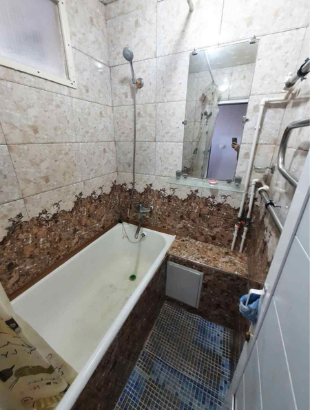 Юнусабад 14 квартал, 2/4/4. Продается квартира