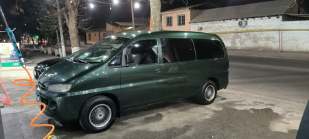 Продам автомобиль Hyundai starex 1998 года выпуска