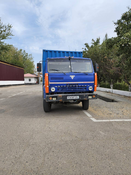 Kamaz samasval sotiladi yili 1986