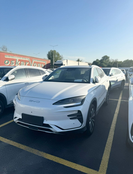 Byd song plus Honor flagship 2024 выпуск март месяц
