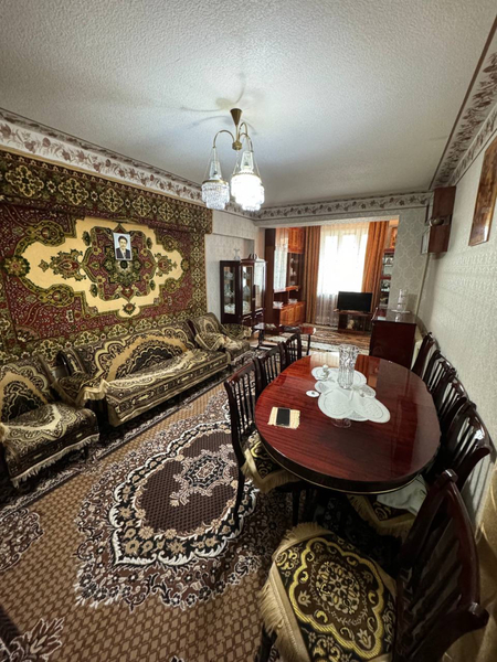 Квартира Продаётся 3-х Ком. Юнусабадском Ц-6