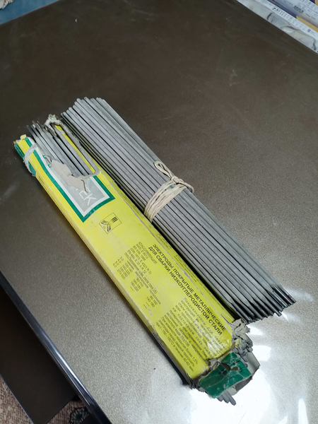 Продам электроды марки цл 11 и МР 3