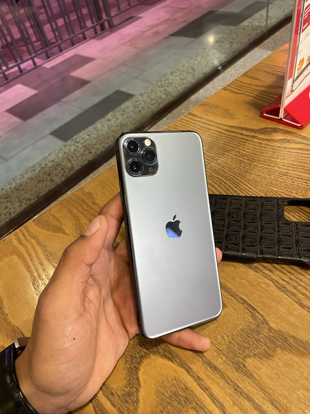 Iphone 11 pro max 256 Grey
