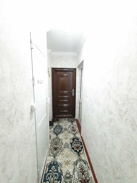 1х комнатная квартира на 1 этаже 35кв/м, в Самарканде