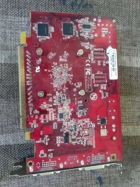 videocarta sotiladi asus gt9600 1gb ddr2