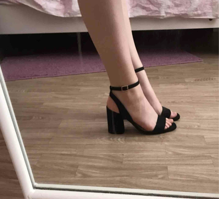 Босоножки Stradivarius