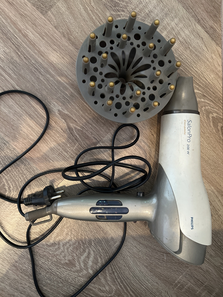 Фен для волос Philips