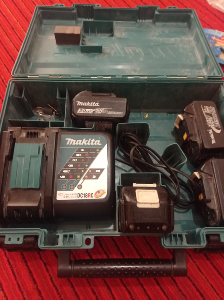 Шуруповёрт makita