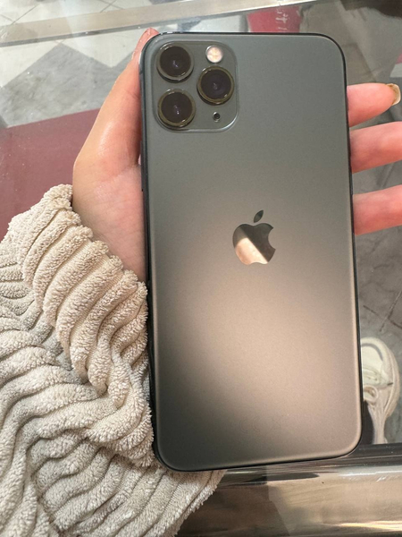 Iphone 11 pro green