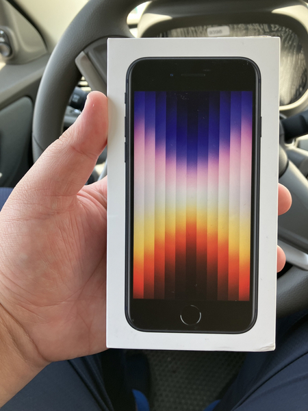 Iphone se 2022 srochno