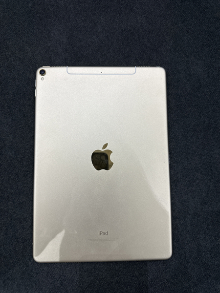 I Pad 10.5 pro Gold sim karta
