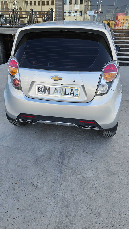 Chevrolet Spark moshina sotiladi tezda