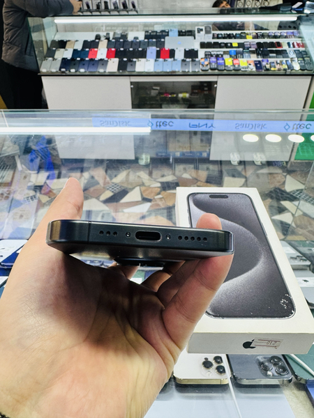 iPhone 15 Pro 256 gb black 100%