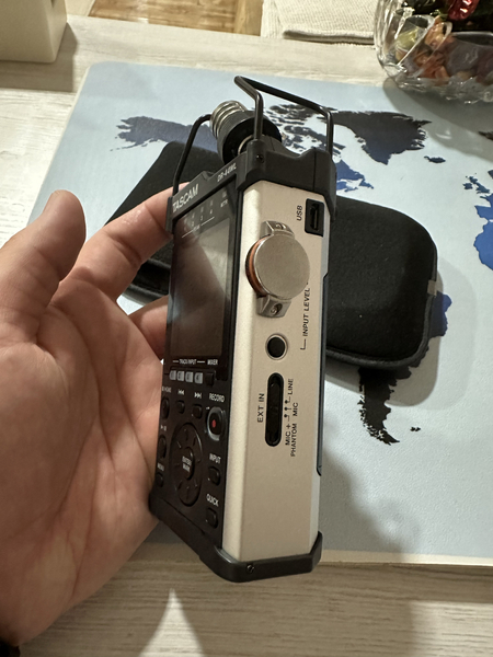 Tascam DR-44WL Диктофон профессиональный с wifi